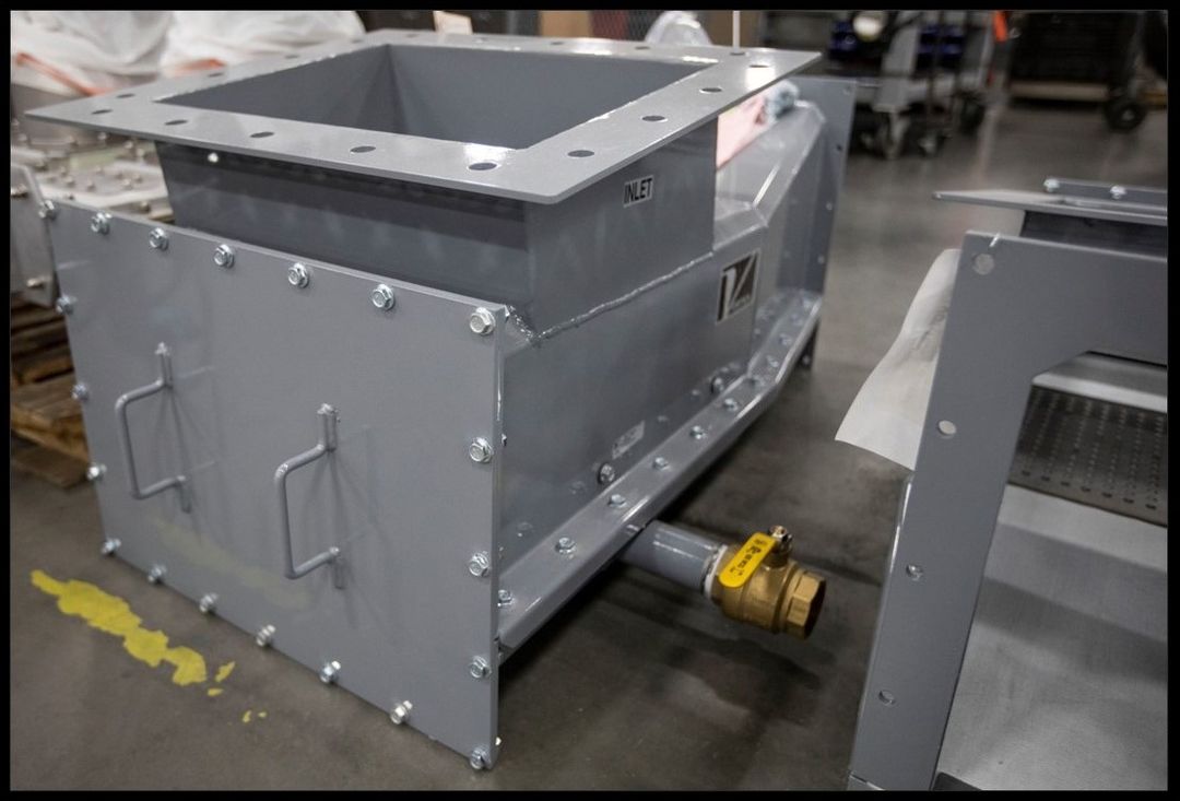 Vortex Aero-Slide™ Packages Handling Cement | Vortex